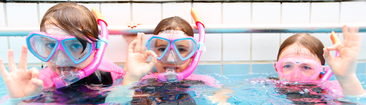 Snorkelling pool games - British Sub-Aqua Club