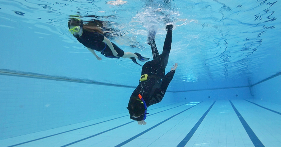 Practising snorkel skills in the pool - British Sub-Aqua Club