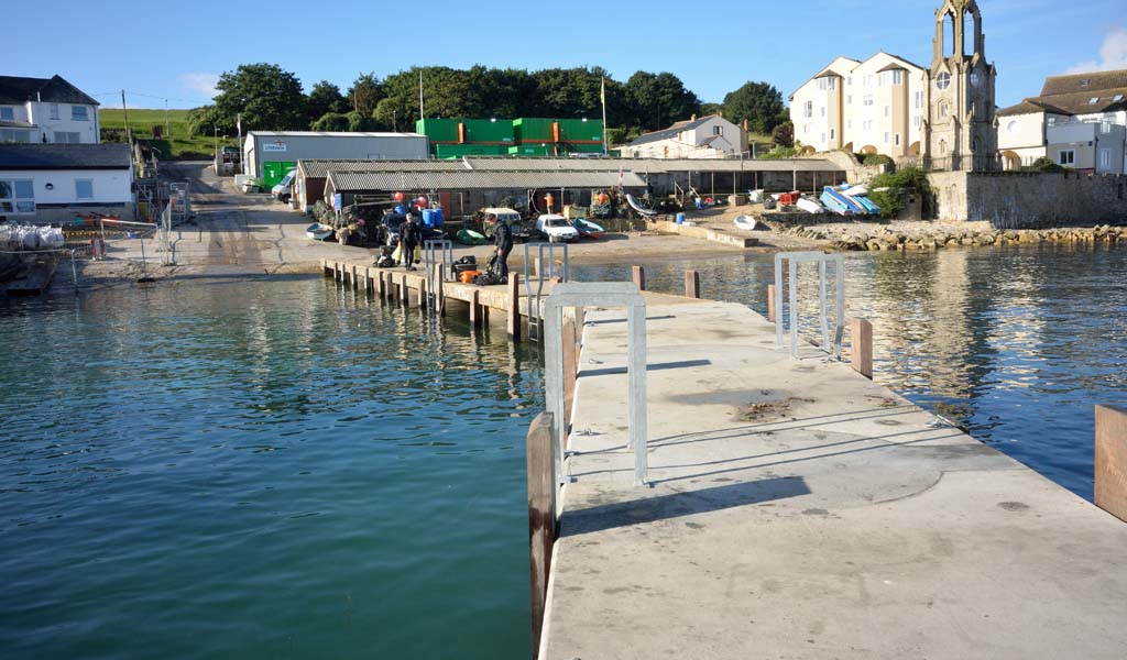 Swanage beyond the pier - British Sub-Aqua Club