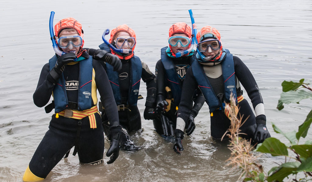 Torbet on the Tube: The etiquette of group snorkelling - British Sub ...